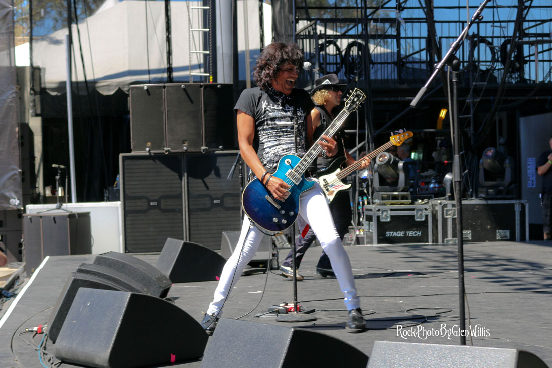 CATHOUSE LIVE - Main Stage - Irvine, CA - Screamer Magazine