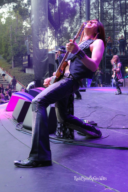 CATHOUSE LIVE - Main Stage - Irvine, CA - Screamer Magazine