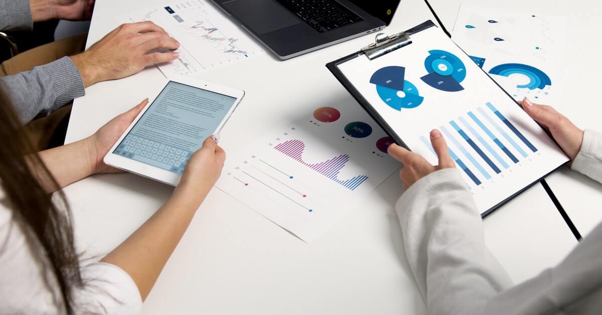 Top 62 Business Networking Statistics for Salespeople