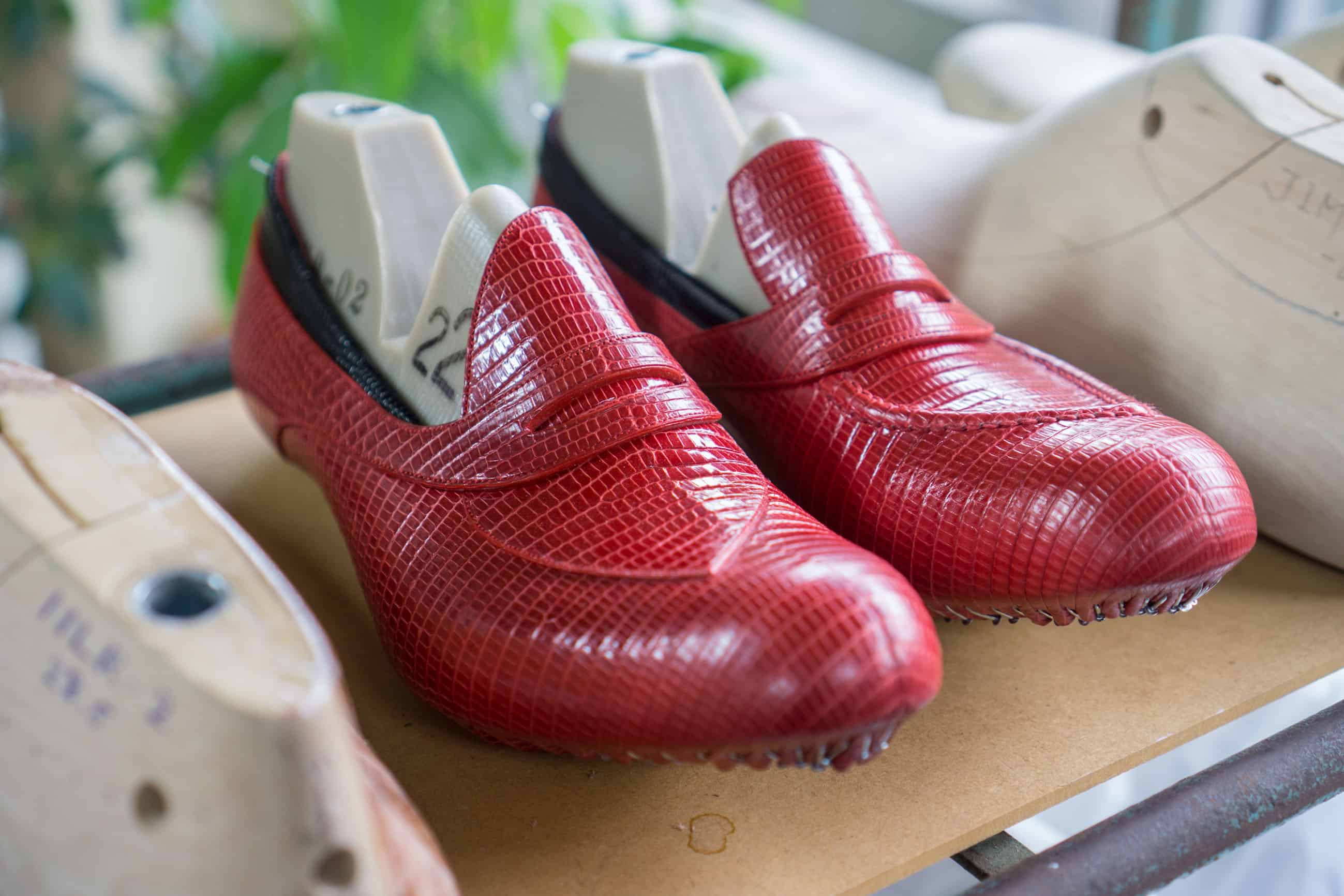 Report - TYE Shoemaker - Shoegazing.com