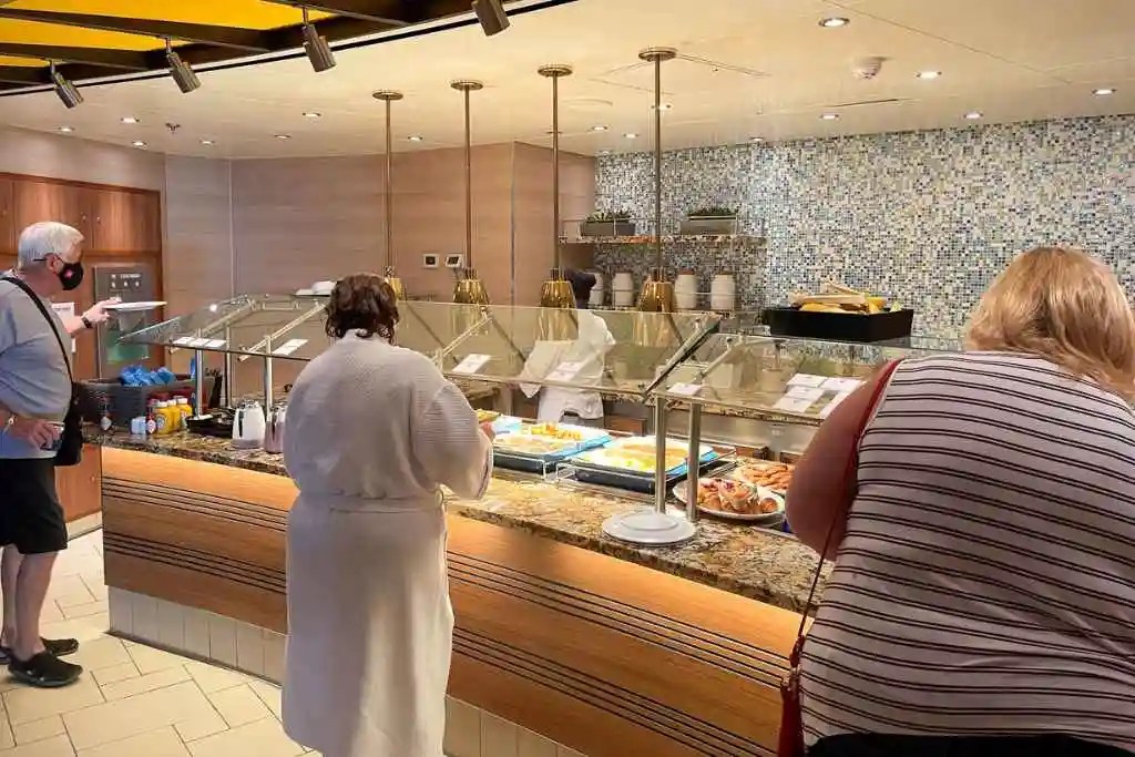 Cruise-Buffet-Line | Should Be Cruising