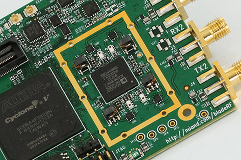 BladeRF xA5 - Silvertone Electronics