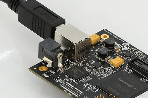 BladeRF xA9 - Silvertone Electronics