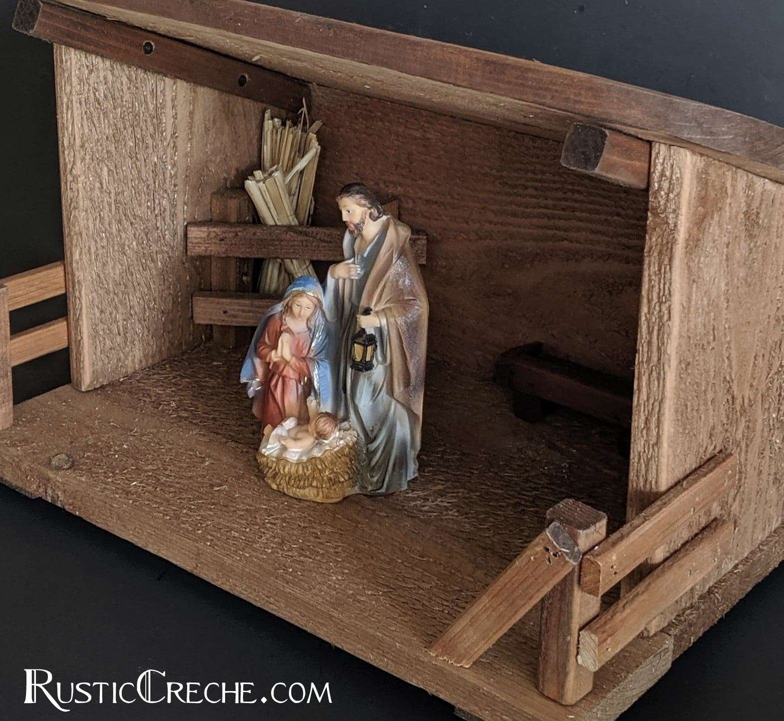 Rustic Creche - Simple Decorating Tips