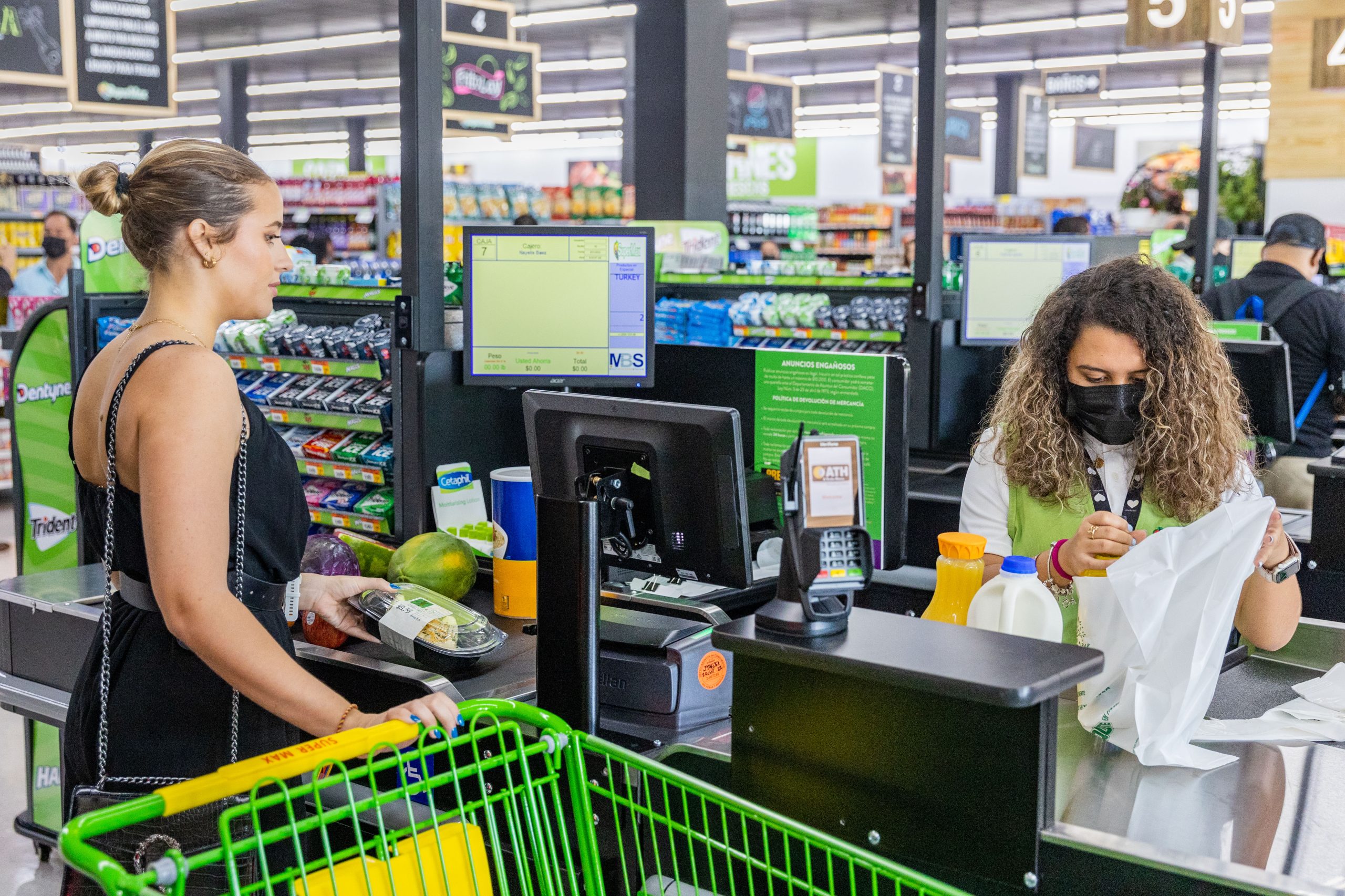 SuperMax estrena tienda en Dorado - Sin Comillas