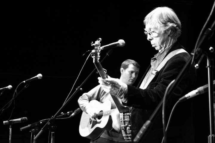 TOMMY MAKEM FIGHTING CANCER - Sing Out!