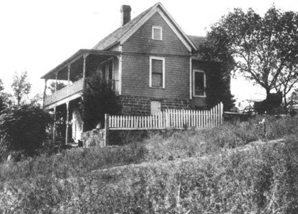 Woody Guthrie House To Be Rebuilt - Sing Out!