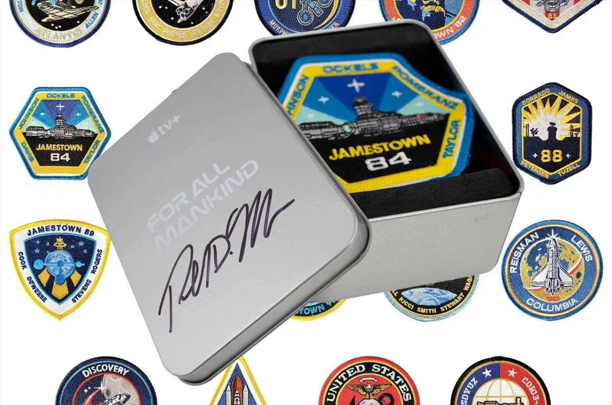 Apple TV+ ‘For All Mankind’ mission patch set signed by Ronald Moore ...