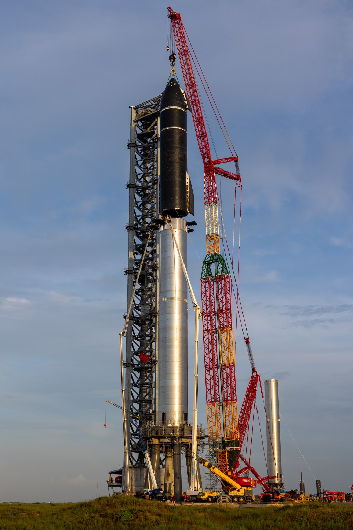 SpaceX stacks first Starship vehicle - Space Explored