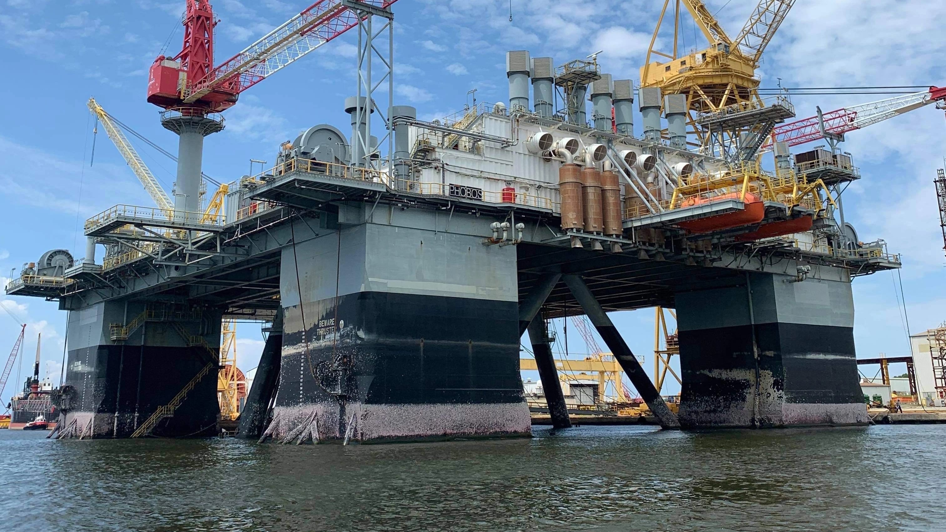 Oh no, Phobos! SpaceX nukes Mississippi plan to convert oil rigs into ...