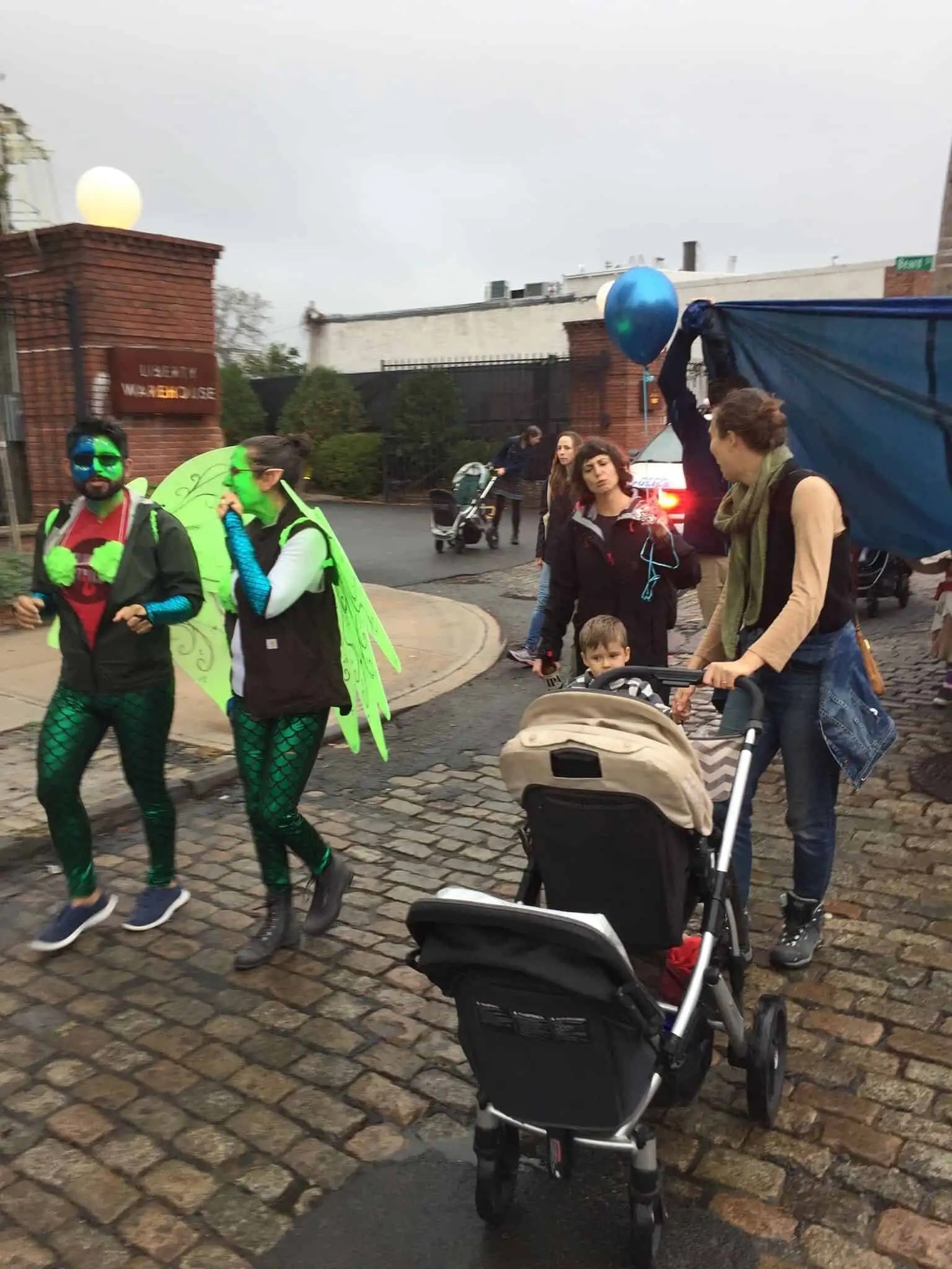 Barnacle Parade marks seventh Sandy anniversary - Red Hook Star-Revue