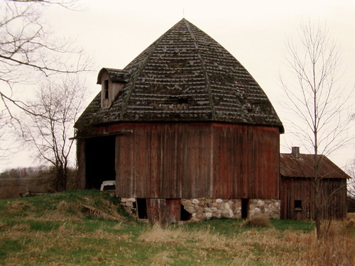 Octagon Barn | Michigan in Pictures