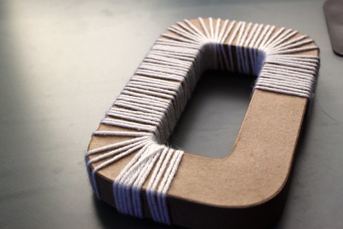 DIY: JOY Holiday Yarn Sign | Changing My Destiny