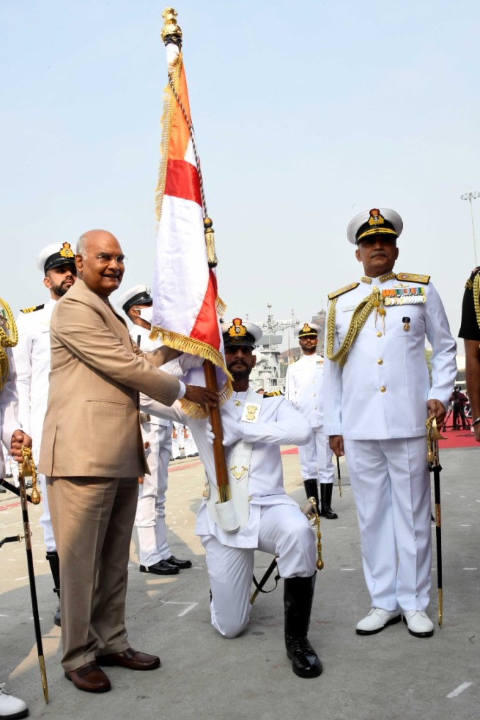 President of India presents standard to the 22nd Missile Vessel ...