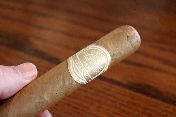 Cigar Review: H. Upmann 1844 Classic Connecticut Toro – Rated 91 ...