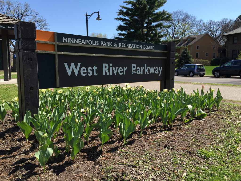 Walk This Way: 31-mile Loop of the Grand Rounds Scenic Byway | streets.mn