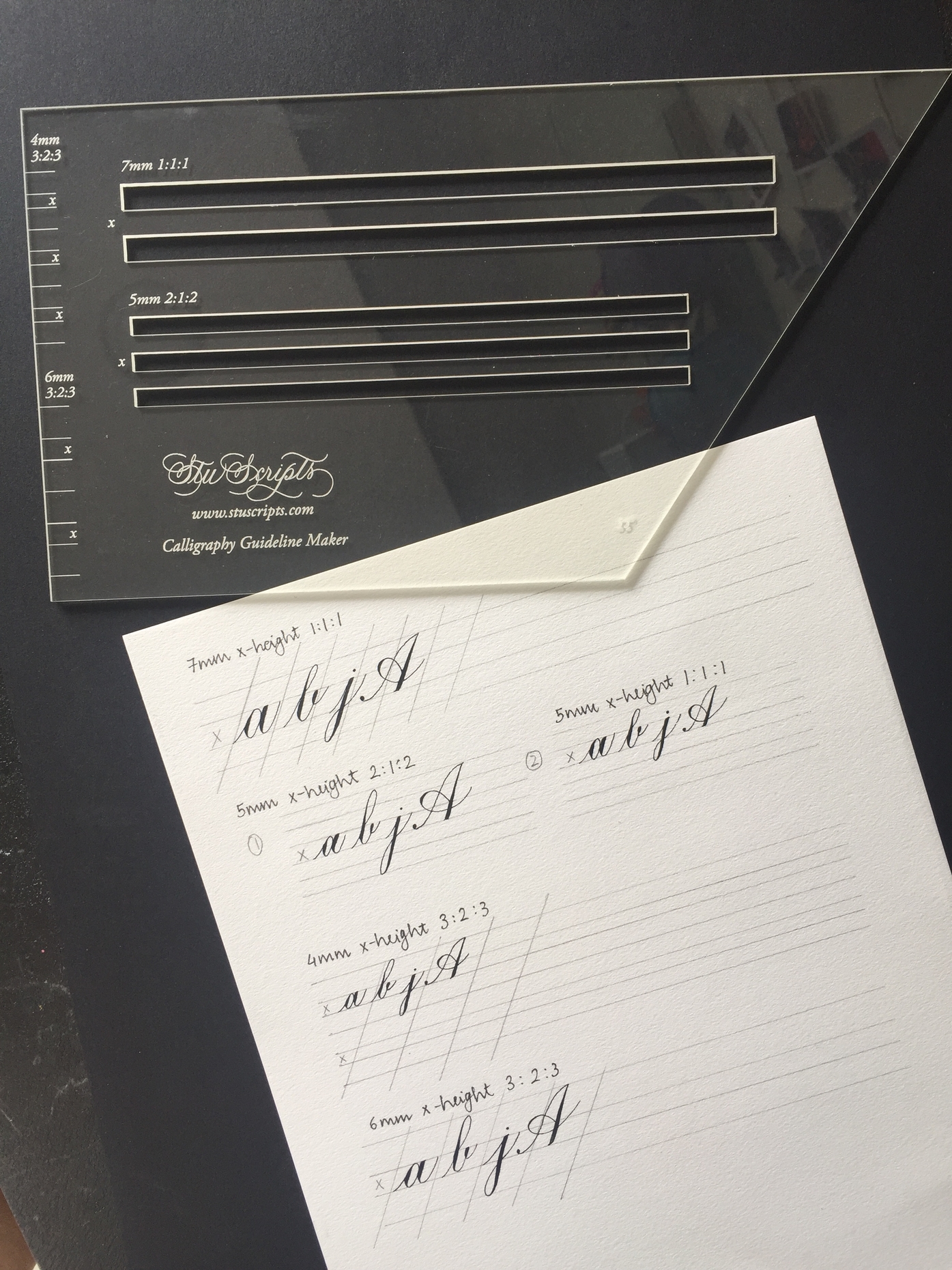 Calligraphy Guideline Maker © – StuScripts