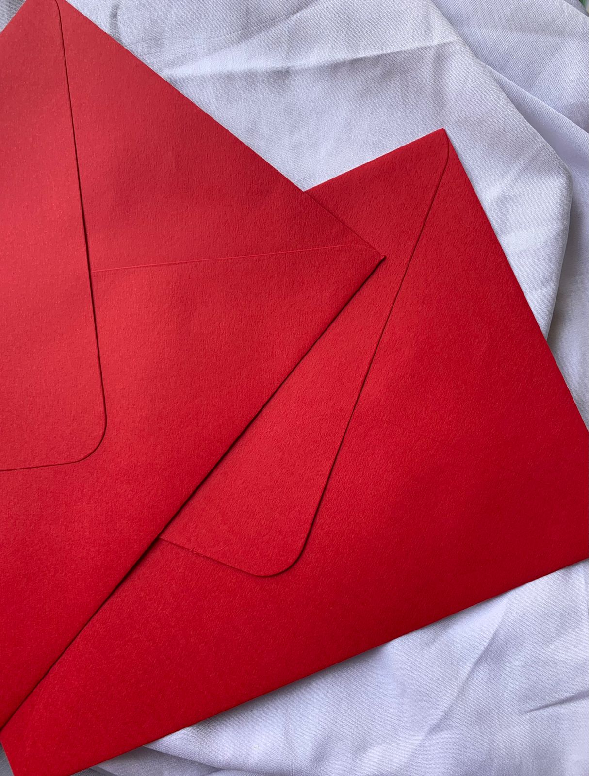 Crimson Red Envelopes – StuScripts