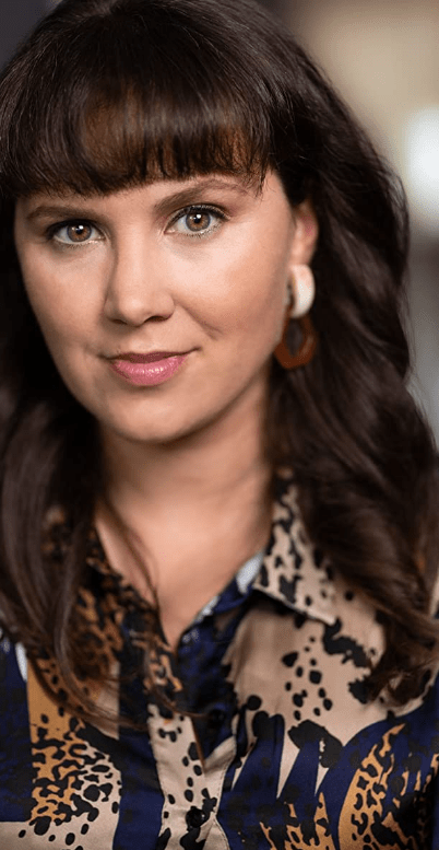 Flora & Ulysses Cast, Actors, Producer, Director, Roles, Salary - Super ...