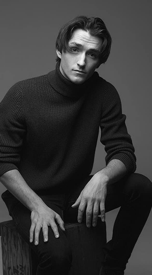 The Greatest Beer Run Ever Movie Actors Cast, Director, Producer, Roles ...