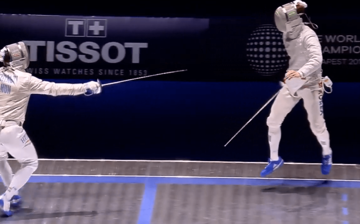 low – Sydney Sabre