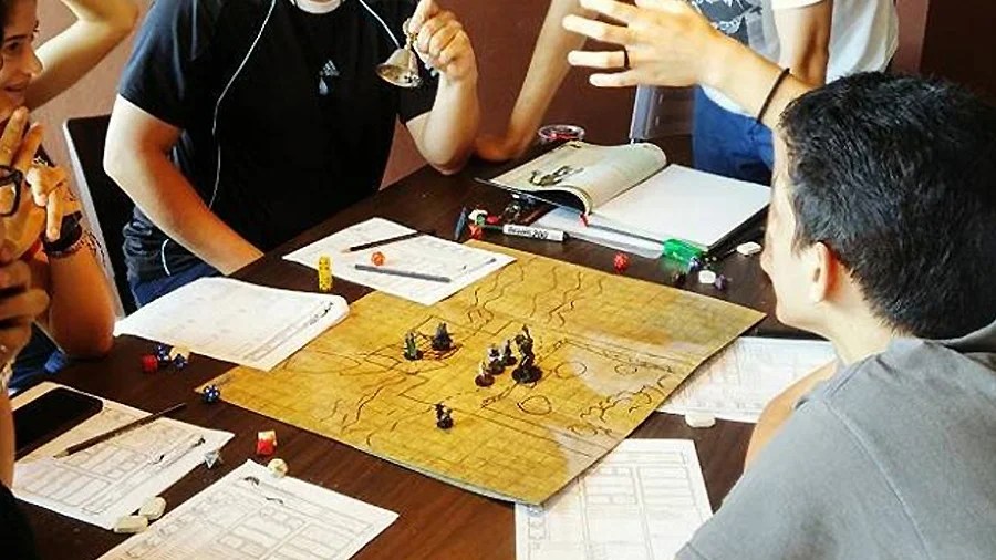 Dungeons & Dragons (RPG) • TABLE GAMES