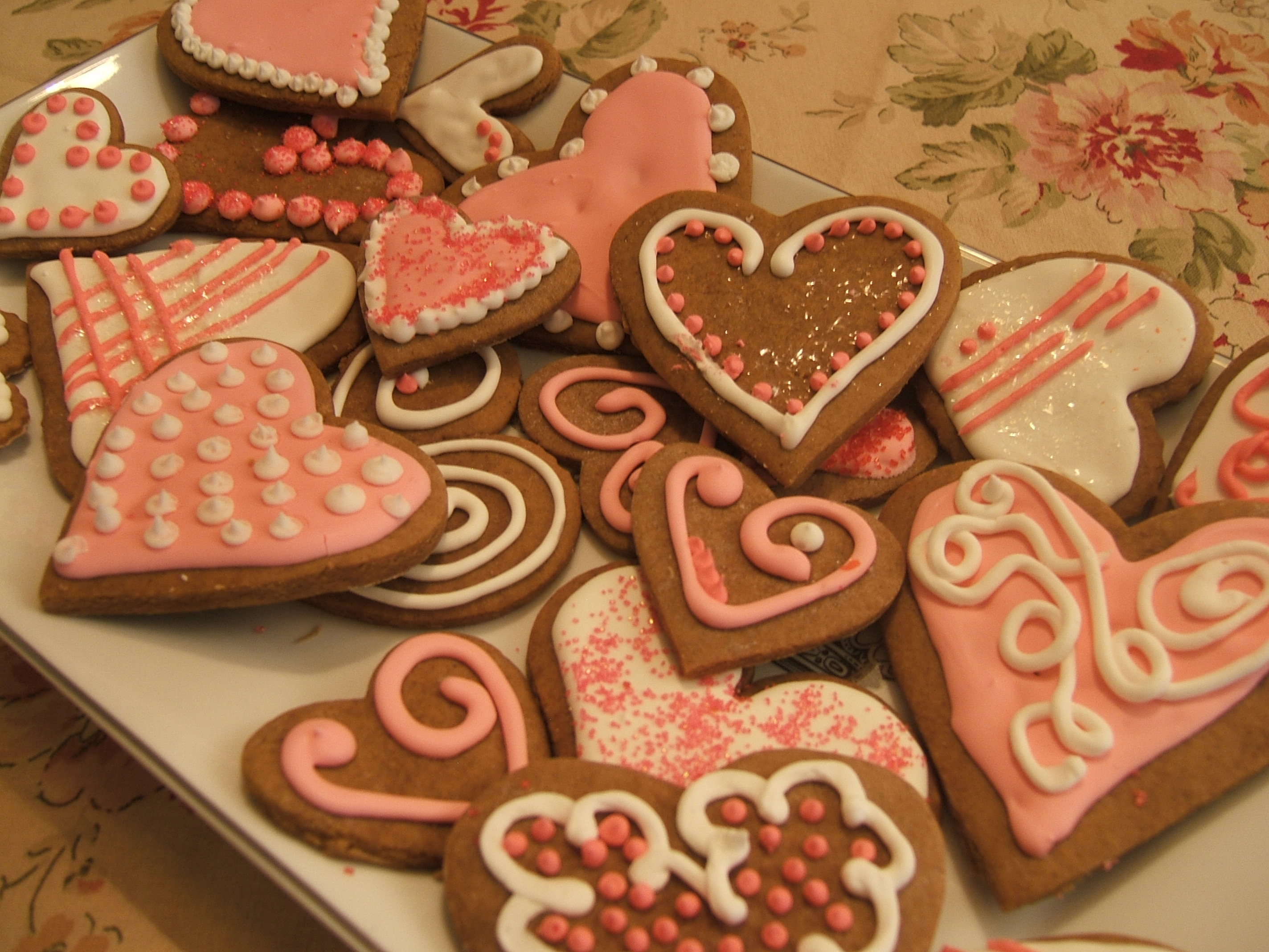 Valentine’s Day Gingerbread Cookies – Tamara Central