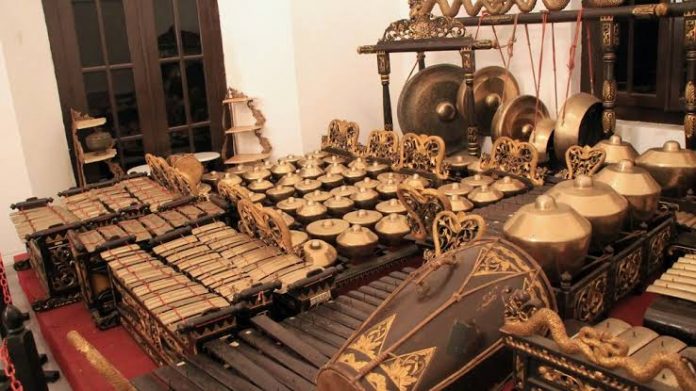 17 Contoh Alat Musik Pukul - Tambah Pinter