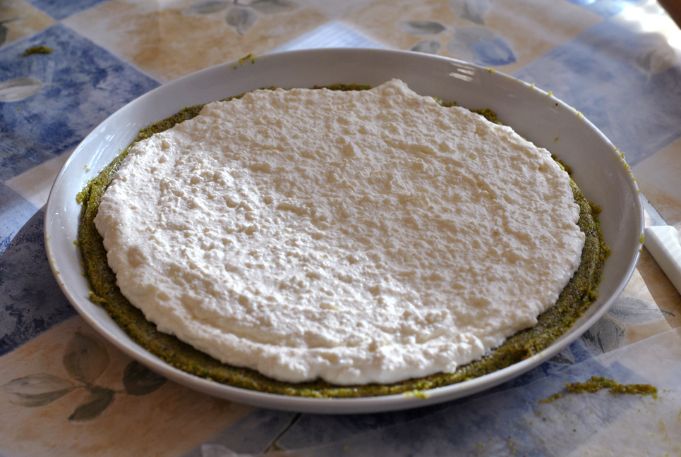 Bohsalino (Pistachio Paste filled with Kashta Cheese) - taniabakes