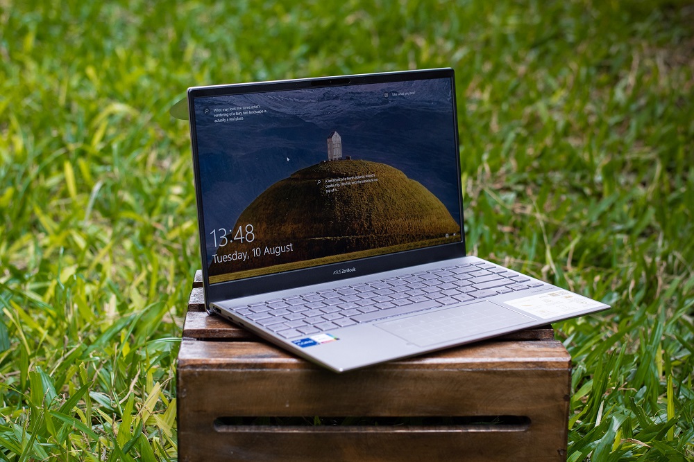 Asus ZenBook 13 OLED (UX325EA) Laptop Review - TechGuy