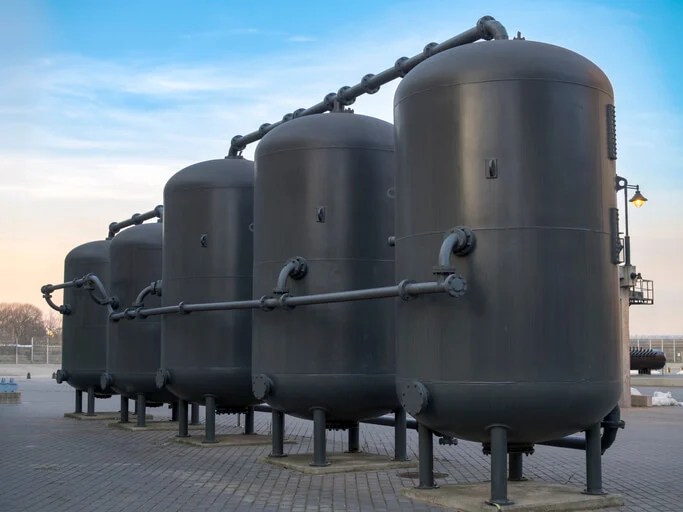 Cladding For Pressure Vessels » Techhubinfo
