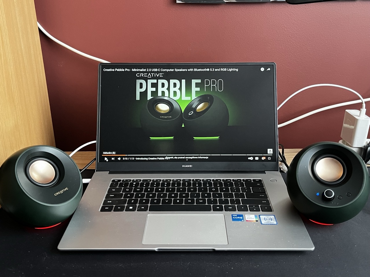 Test Creative Pebble Pro - muzyka i gra z oświetleniem RGB - TECHNOSenior