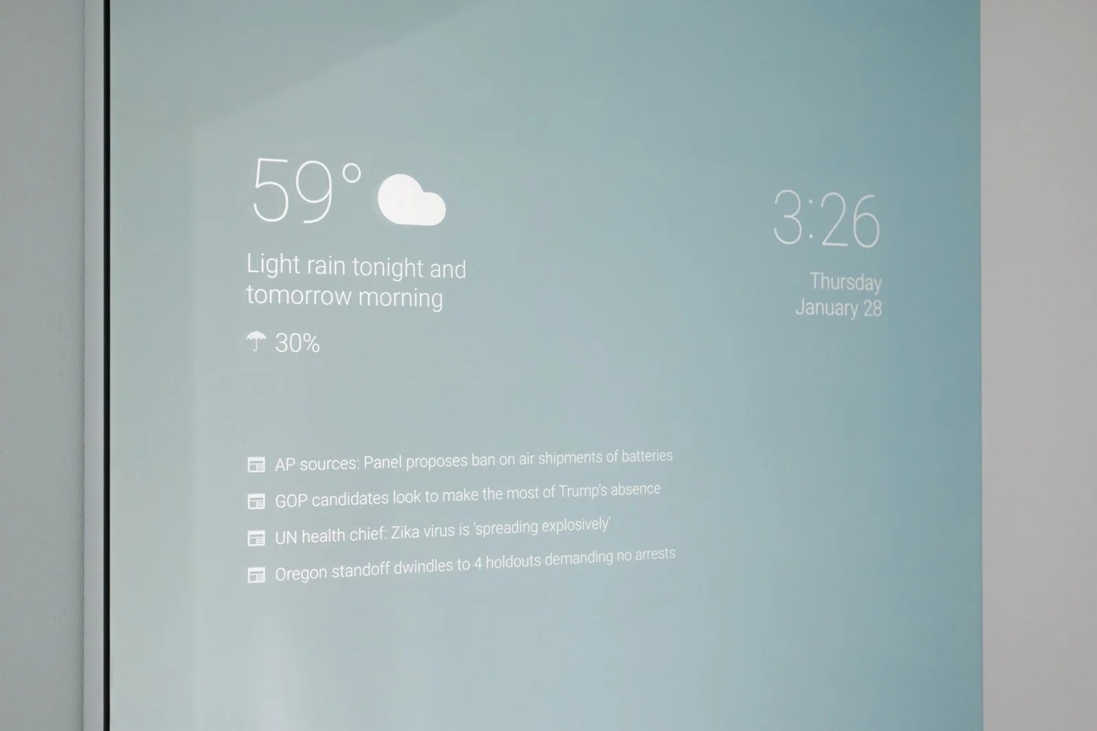 Smart Mirror - A new perspective for a smart home