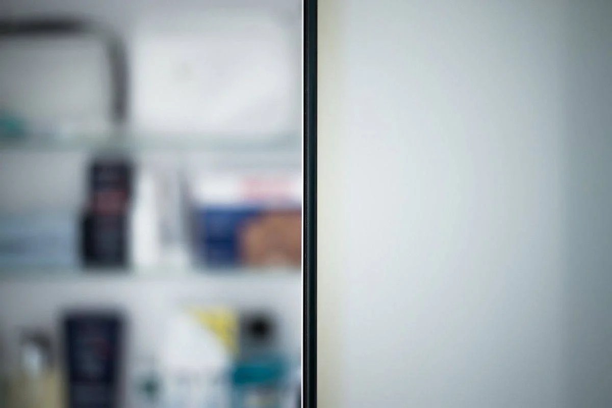 Smart Mirror - A new perspective for a smart home