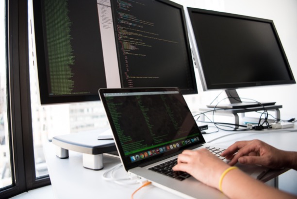 Skills to check before hiring remote front-end developers – TechPatio