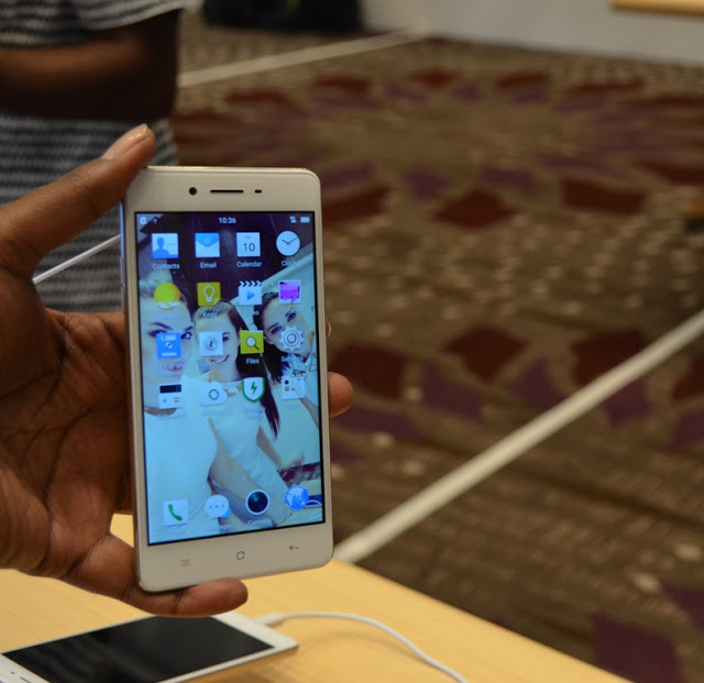 Oppo F1 First Impression - Tech Raman