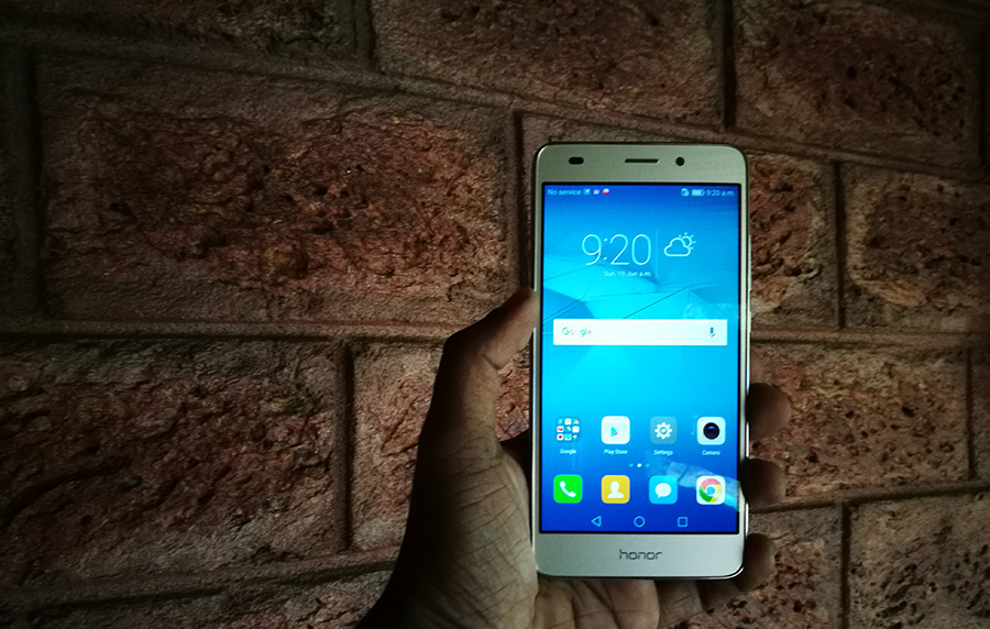 Honor 5C Review - A Little Shy yet Confident - Tech Raman