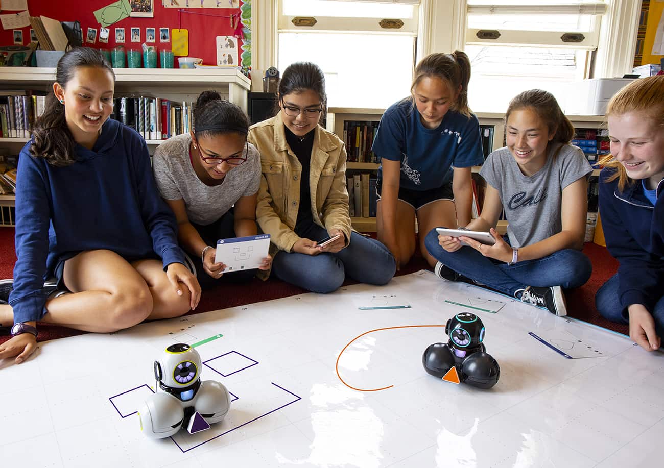 How to Teach Coding and Robotics to Middle Schoolers