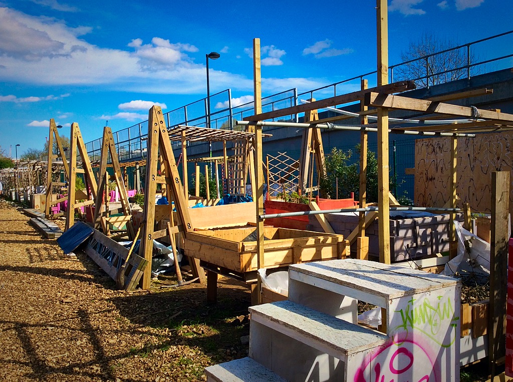 James Wheale and Nomadic Community Gardens – Creating Community through ...