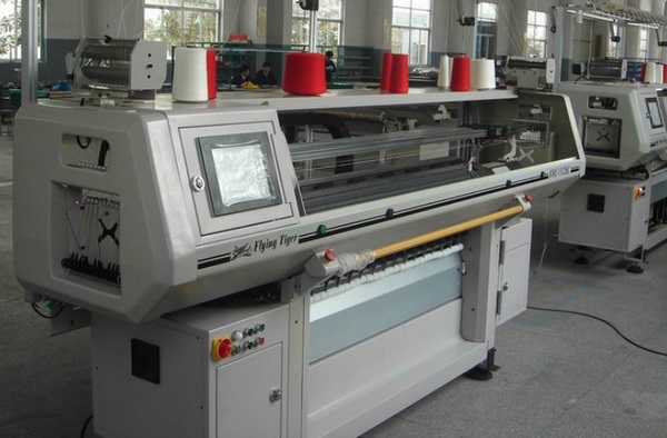 Possibility of Producing Plated and Fleecy Fabrics on Flat Knitting Machine