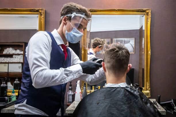 How to Become a Master Barber | Education Requirement and Career ...