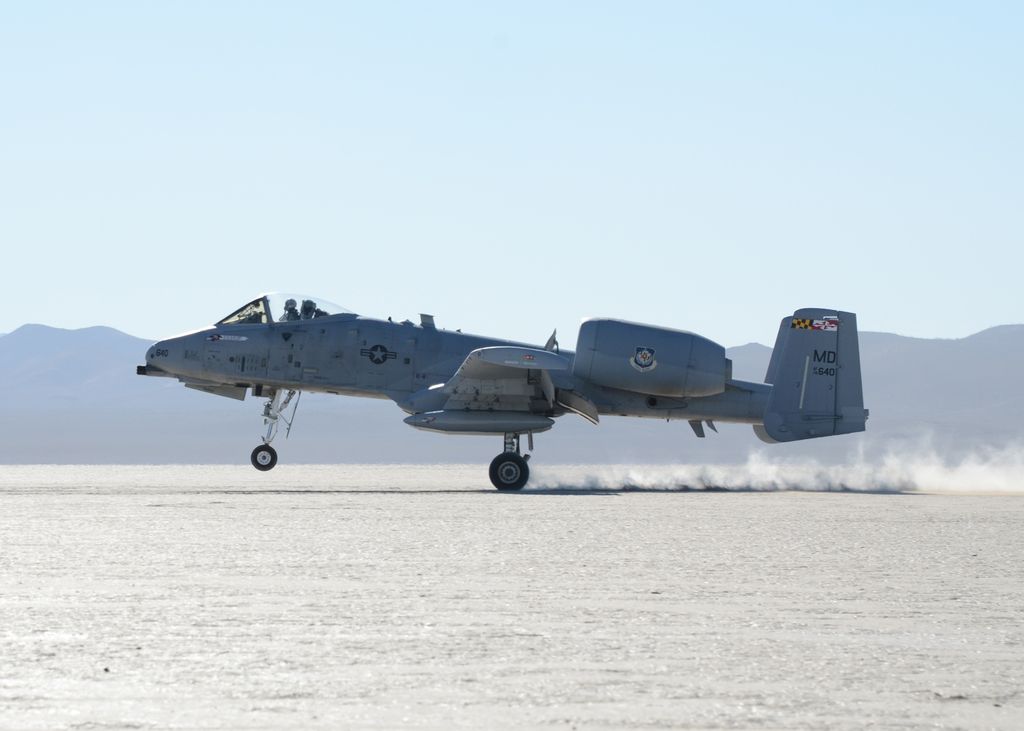 U.S. Air Force A-10 Warthogs perform unimproved surface landings in ...