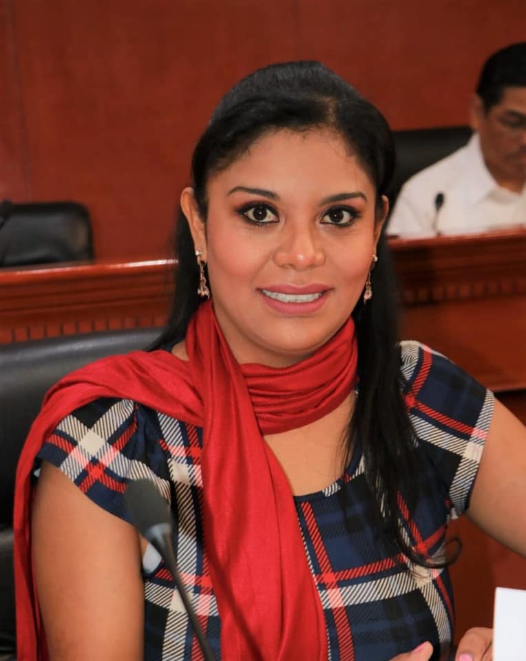 Ratifican a Monserrat Caballero en la presidencia de Junta de ...