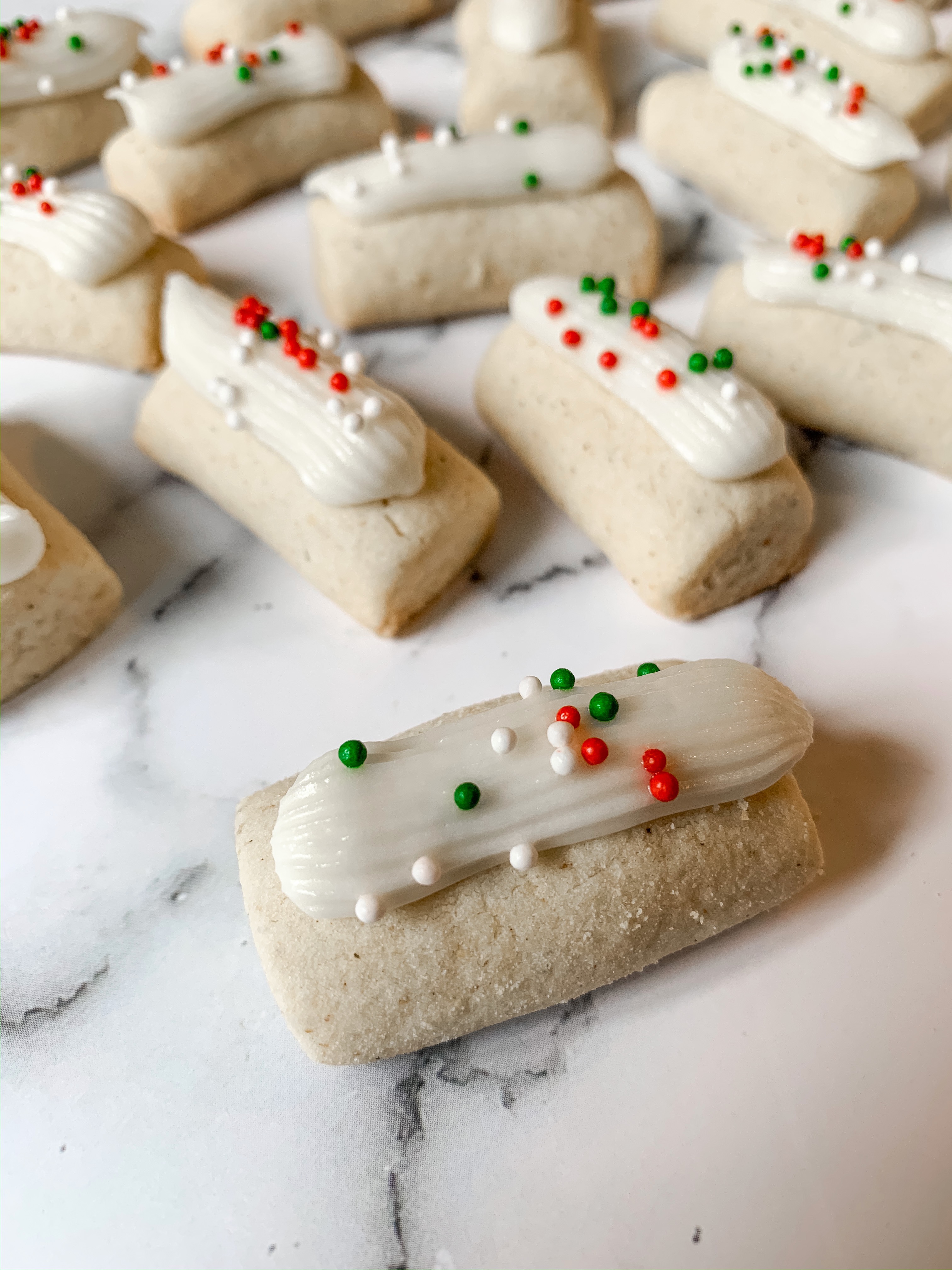 The Breadless Brunette - Gluten-Free Nutmeg Cookies - The Breadless ...