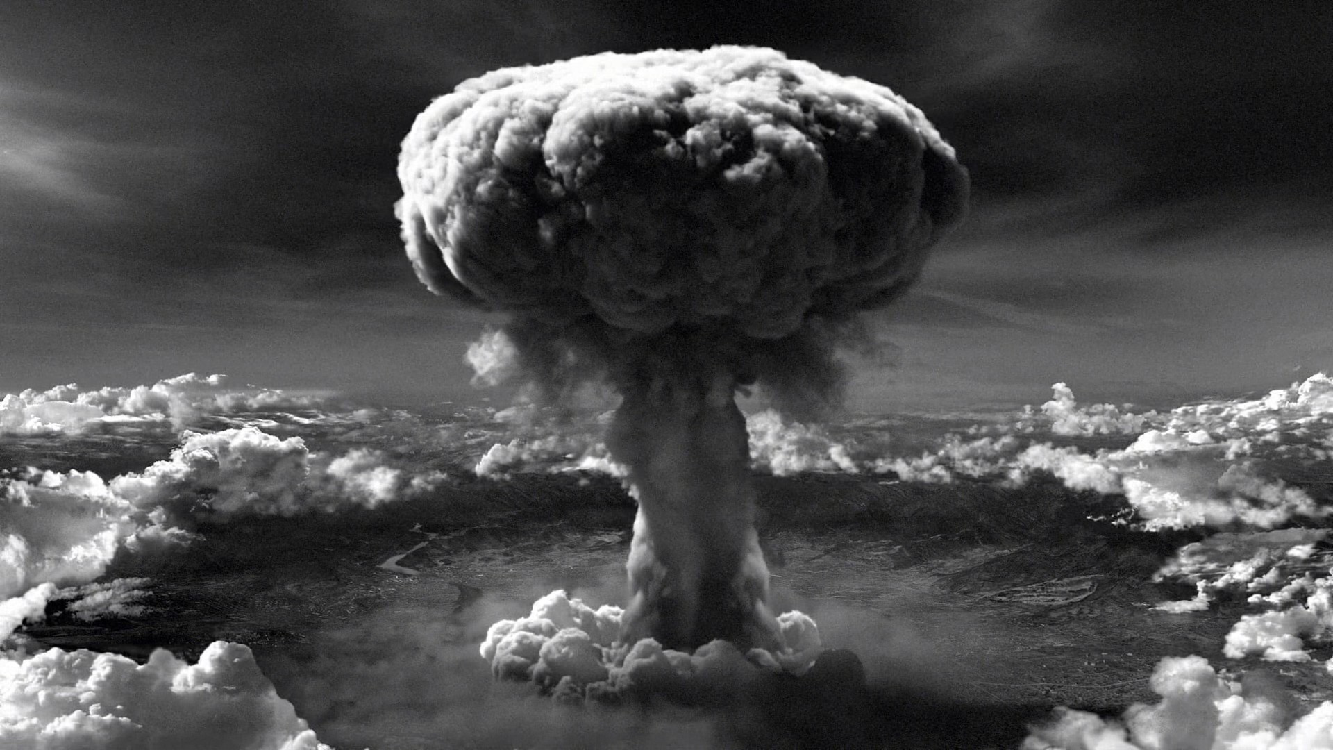 Egos, Earrings & Atomic Bombs: What of Hiroshima? – The Humble I
