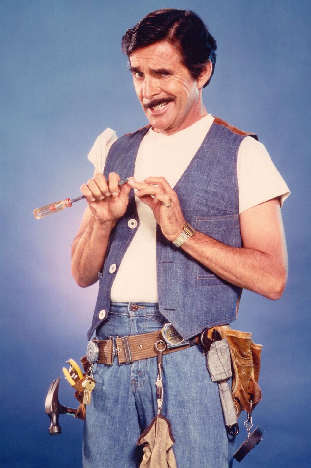 What Would Schneider Do? Four Holiday Shopping Fixes for the Supply ...