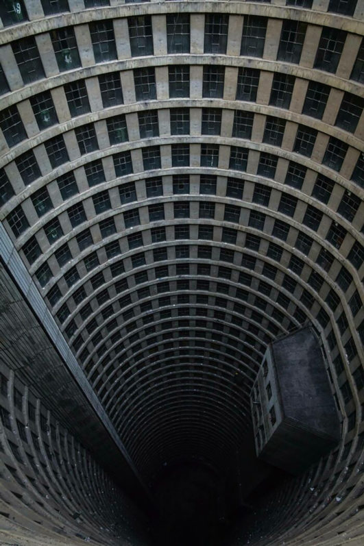 40 Times People Share Evil Buildings They Came Across