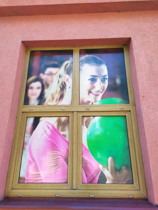 15 Weird And Hilarious Design Fails