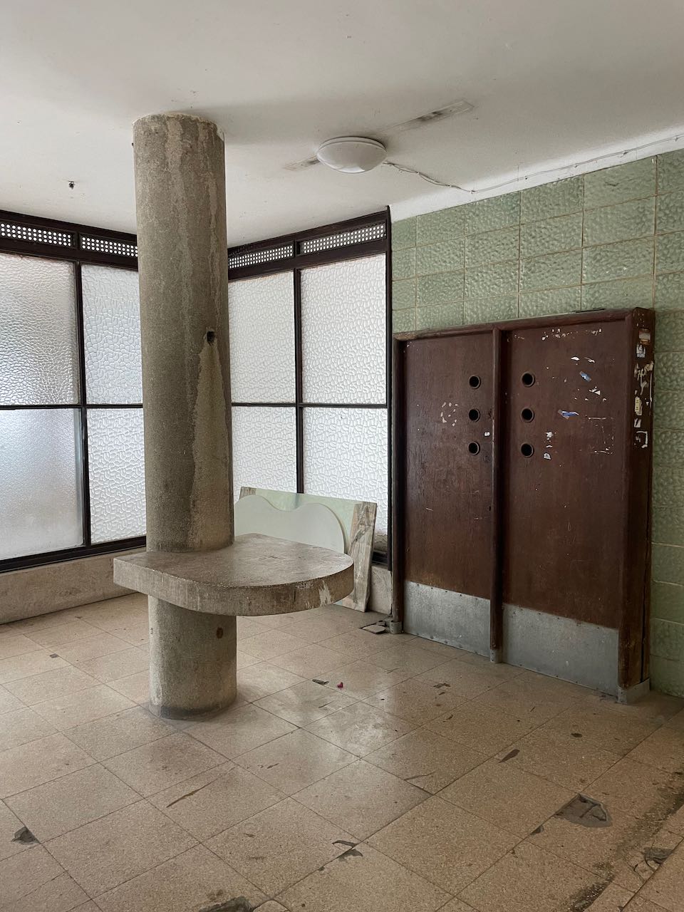 Refugee cities: Tel Aviv/Beograd – The Nutshell Times