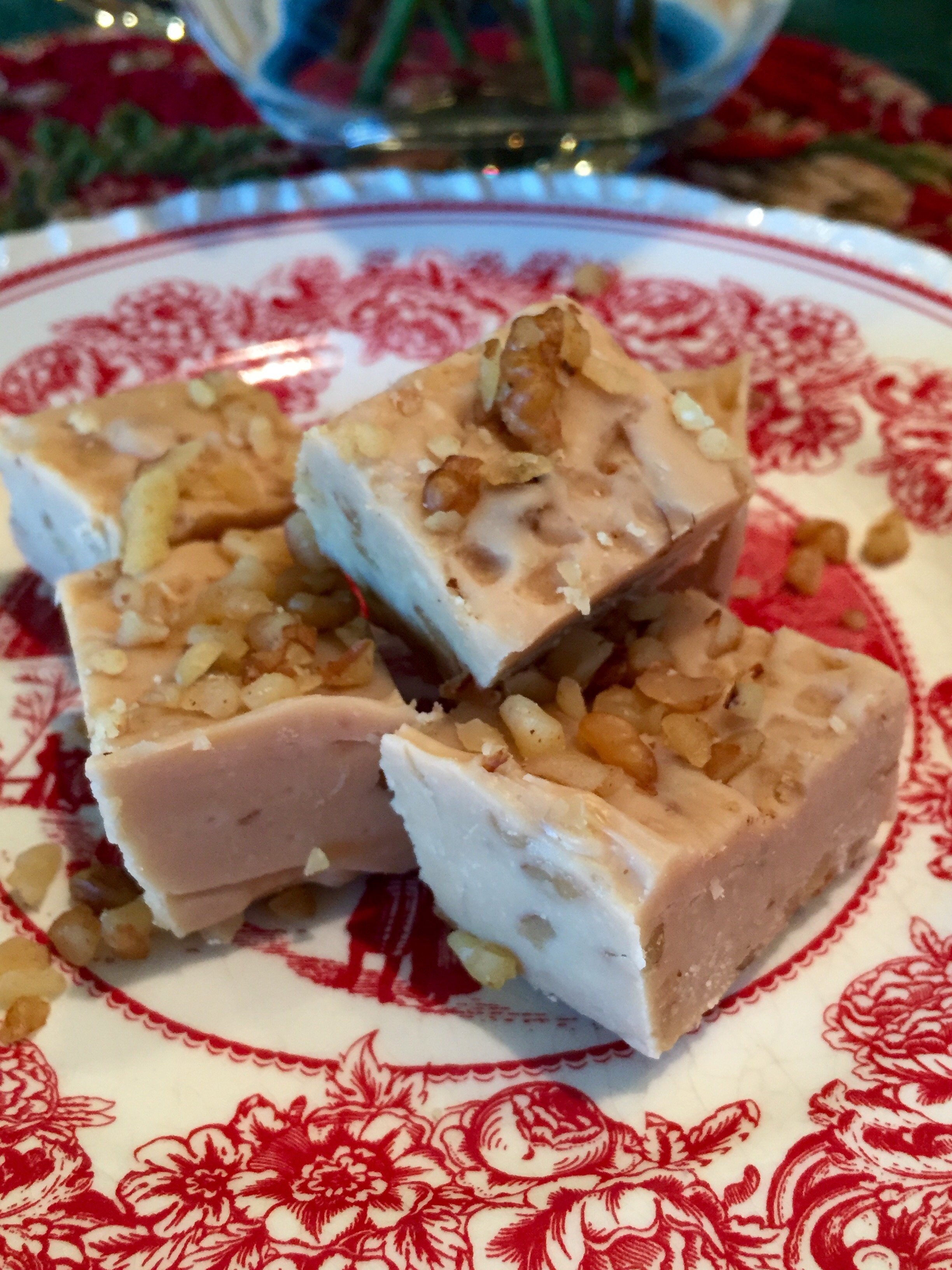 Easy Maple Walnut Nut - The Rose Table